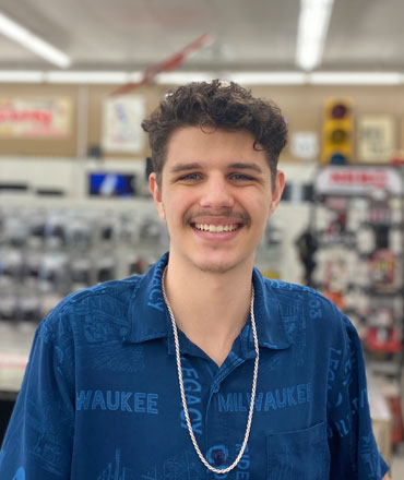 About Us – Suffolk Pawn & Gun